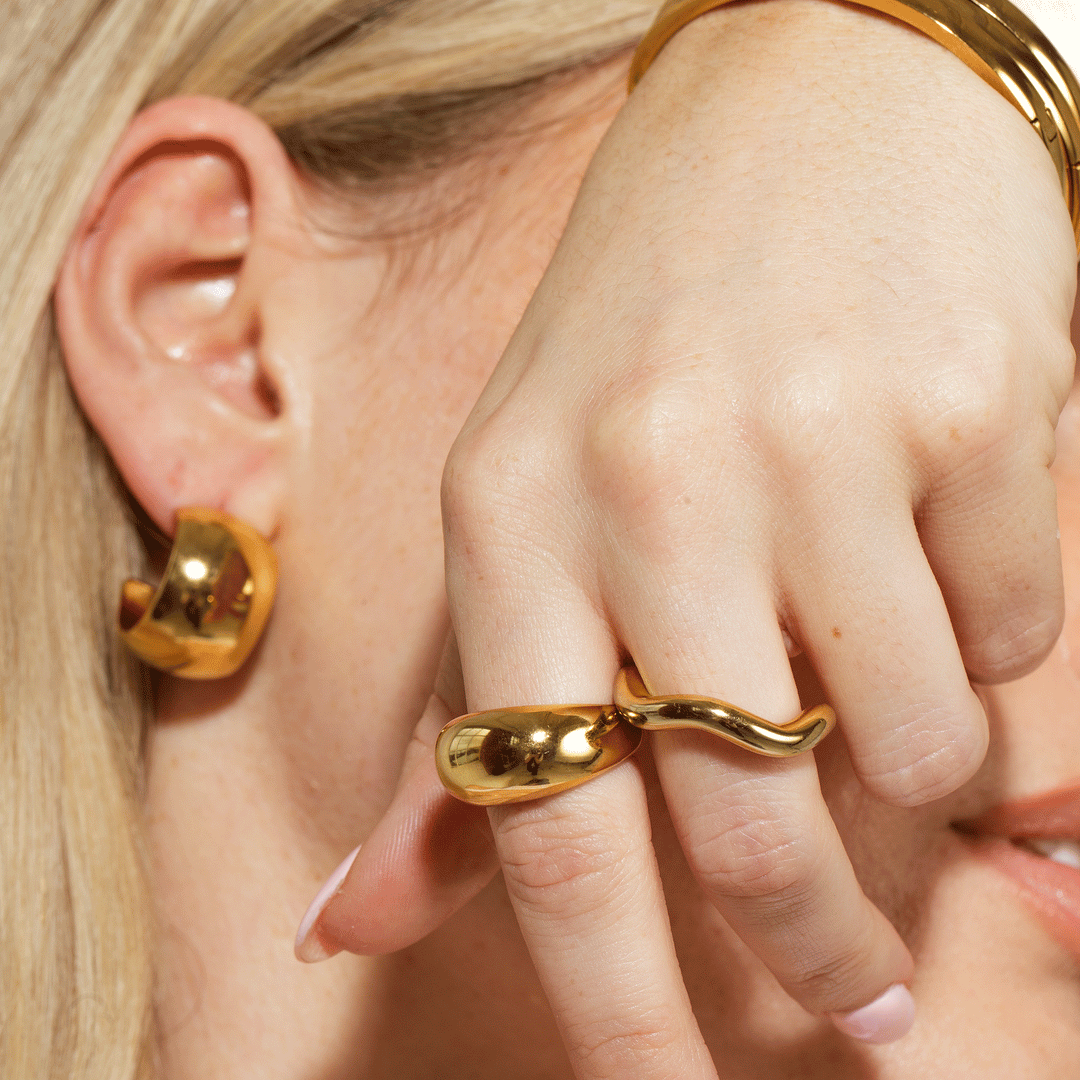 SLOANE – NEIMA ROW